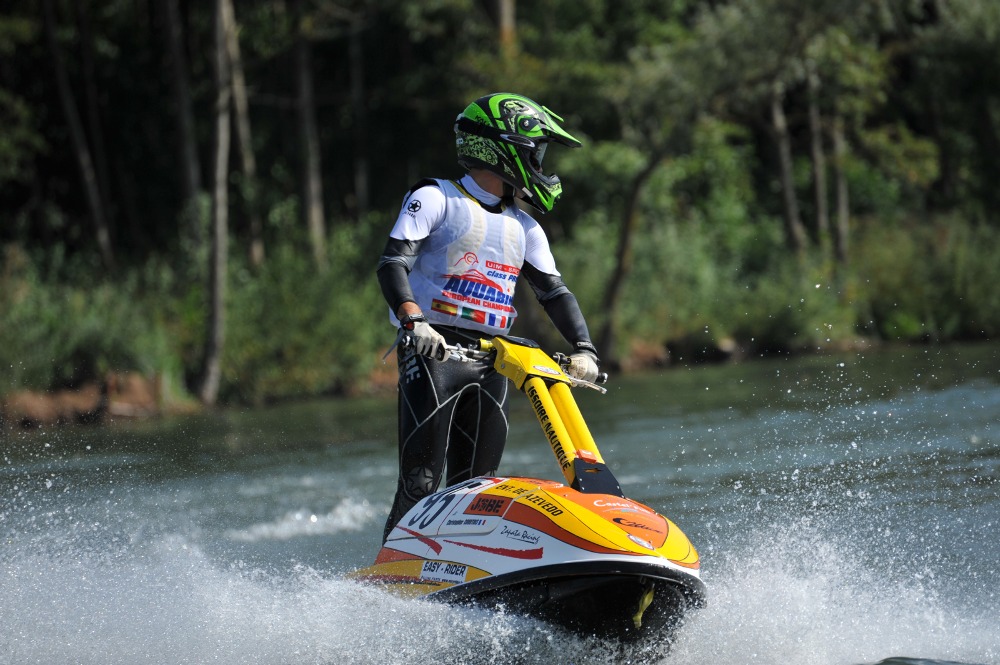 So'Fun Village - Jet Ski à Villeneuve-la-Guyard